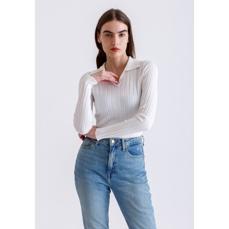 White Ribbed Collar Top