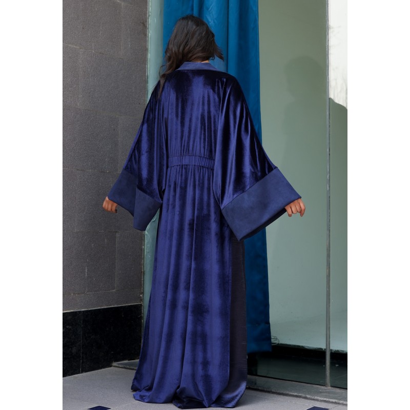 The Cropped Robe Blue